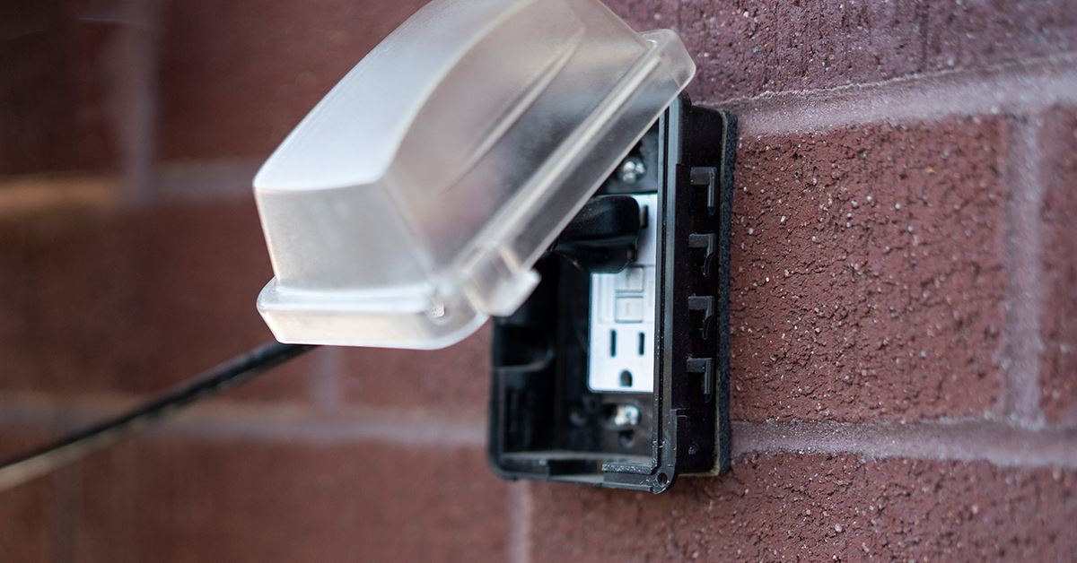 Outdoor Outlet Installation for Your Home – Swift Services